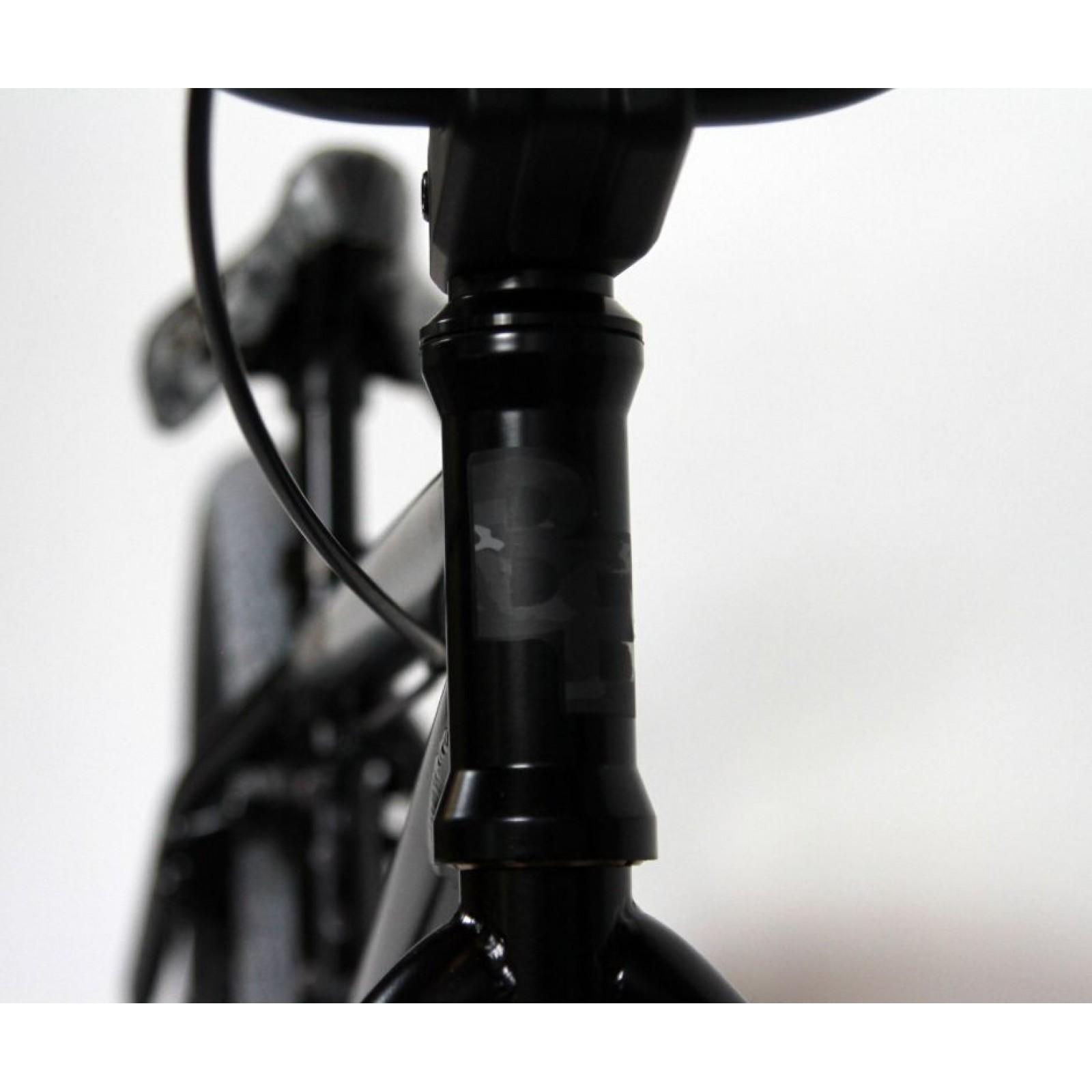 Blackeye 2022 Commando 20" BMX Bike | Matte Black/Snow Camo | BMX Bible Australia